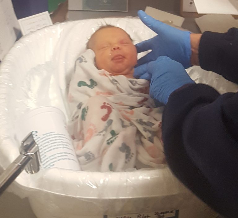 Introducing a new bathing technique for newborns - UCHealth Today