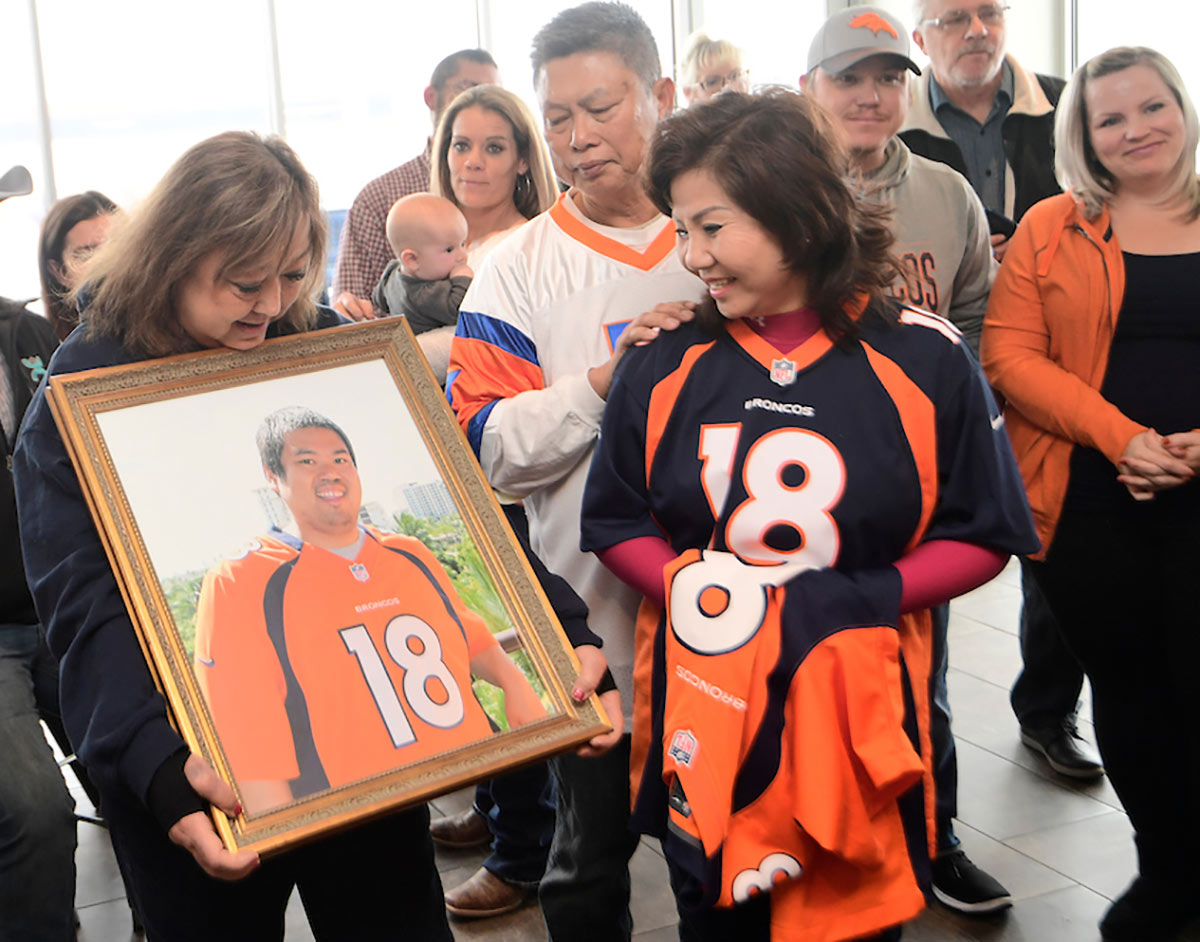 Transplant recipient meets family of double lung donor - UCHealth Today