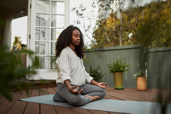 Reduce your anxiety with meditation - UCHealth Today