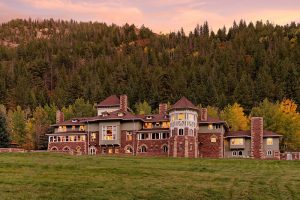 Visit a castle in Colorado: hikes, getaways, tea and tours - UCHealth Today