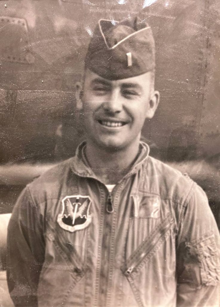 Three-time Distinguished Flying Cross recipient gives one to his doctor ...