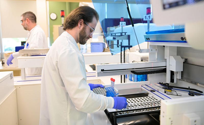 Microbiology lab automation gets infection results to doctors faster ...