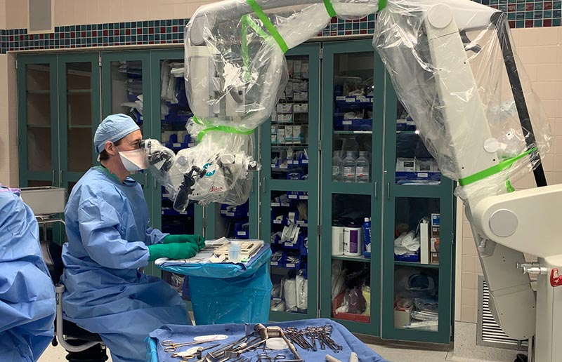 The art of microsurgery: Repairing bodies, fixing shattered lives ...